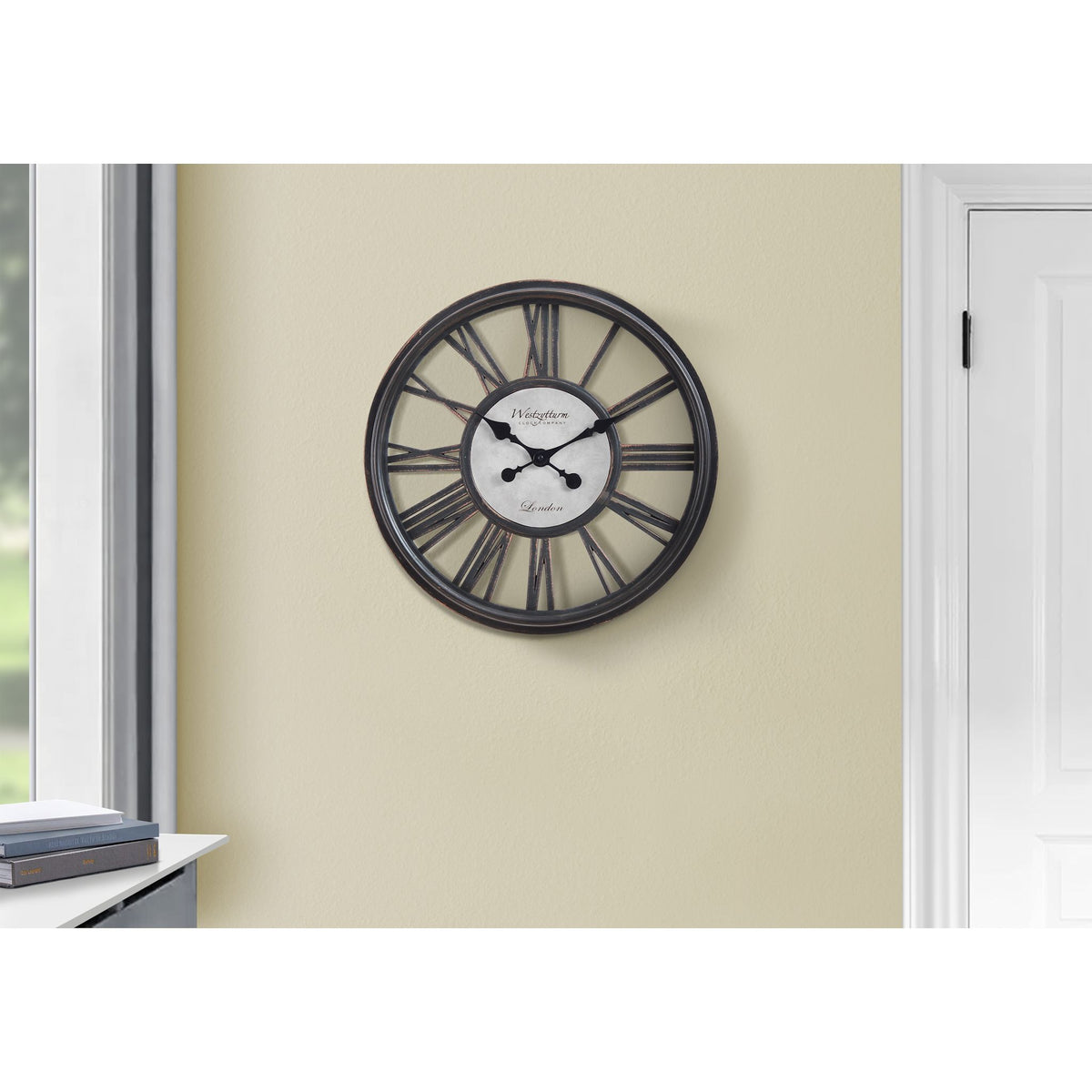 Ezra Wall Clock 17.75" x 17.75" | Meubles Gilles Trembly